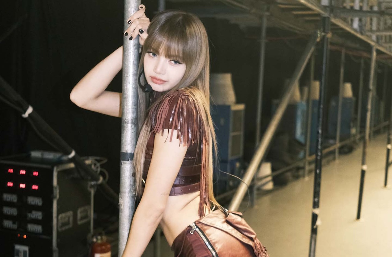 Lisa BLACKPINK Berlibur di Bali, Video Lagi 'Party' di Kelab Malam Jadi ...